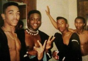 Tony Thompson - Official Hi-Five...